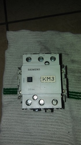 SIEMENS 3TF44 3TF4411-0A 55A 600V CONTACTOR STARTER RELAY 3TY7 561-1A ...