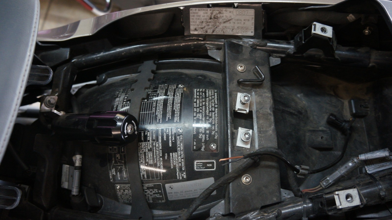 05-09 BMW R1200RT R1200 RT Rear Wheel Fender Cover Fairing 46627682856 ...