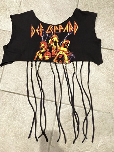 Def Leppard Crop Top Womens Small Concert Tour Band Tee DIY Cut Grunge ...