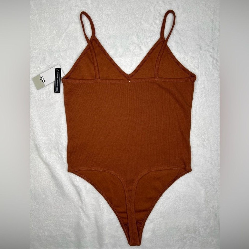 BP Nordstrom V Neck Ribbed Thong Bodysuit Rust Sequoia NWT Size Small ...