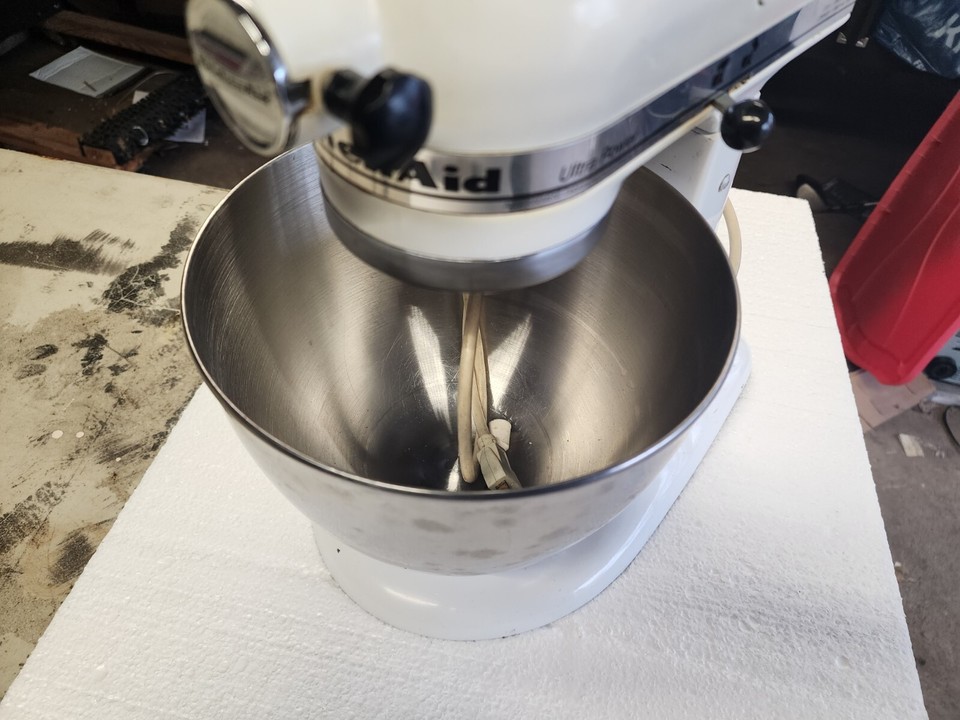 White Kitchen Aid KSM90? Ultra Power 300 Watt Stand Mixer with Bowl | eBay