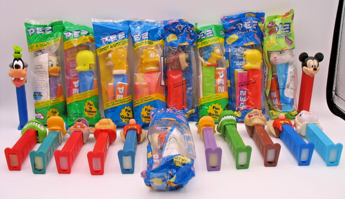 LOT OF 21 CARTOON CHARACTER PEZ DISPENSERS | eBay