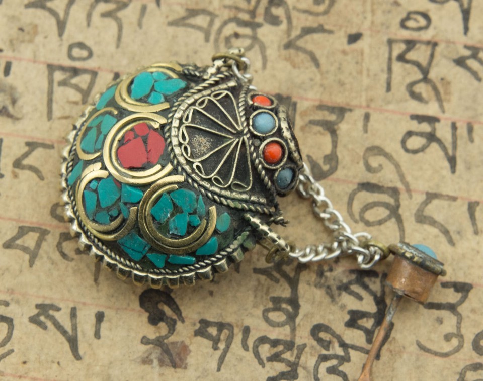 Perfume Bottle Or Tibetan Plug Turquoise And Red - 3.8 Cm - 613 GN | eBay