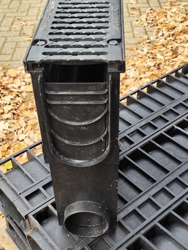 Hauraton Recyfix NC 100 sump with bolted grate channel drainage aco new ...
