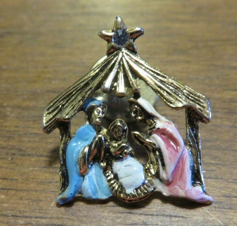 VINTAGE Nativity Scene Lapel Pin - Manger Jesus Joseph Mary GREAT SHAPE ...