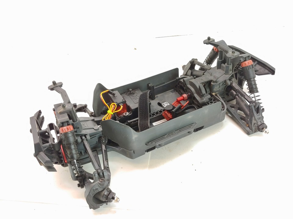 Arrma Granite 4x2 Boost 1/10 2wd Monster Truck Roller Slider Chassis w ...