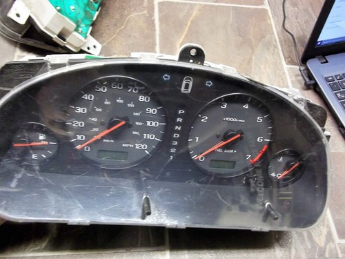 00 2000 SUBARU LEGACY SPEEDOMETER CLUSTER GAUGE INSTRUMENT BEZEL ...