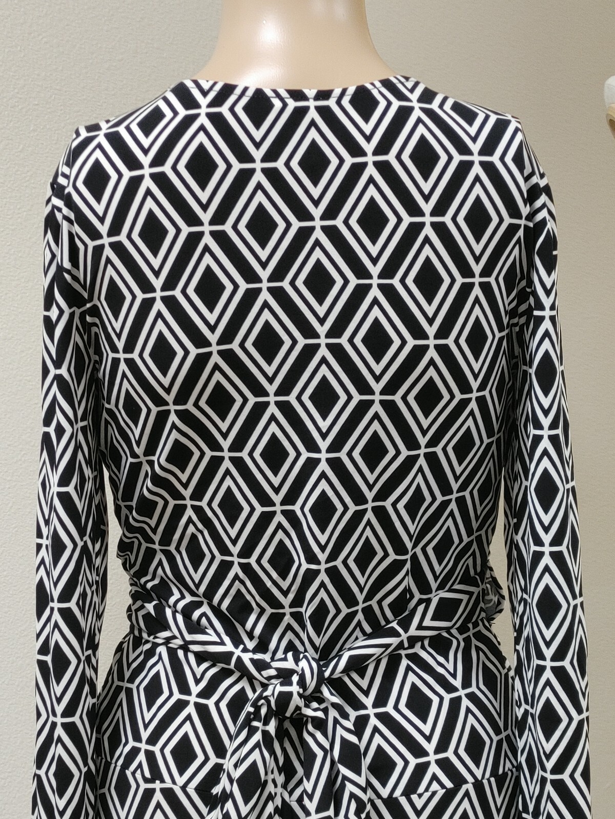 cache geometric black and white long sleeved dress si… - Gem