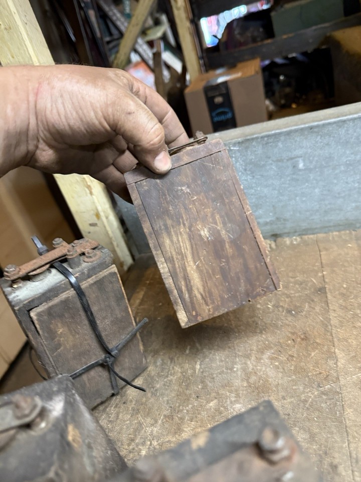 Antique Ignition Coil Buzz Wood Box Model Model T Ford Car Auto Parts ...