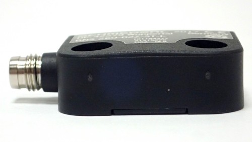 SCHMERSAL SAFETY SENSOR BNS 260-02Z-ST-L 30V DC 250 mA w/ ACTUATOR BPS ...