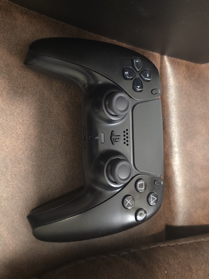 Sony PlayStation 5 Digital Edition PS5 with Dbrand dark plates and ...