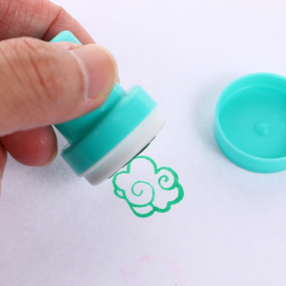 20pcs Cartoon Toy Seal Plastic Stampers Set DIY Crafts Party Favors ...