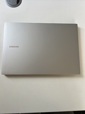 Samsung Galaxy Book2 Go 5G 14" 128GB SSD, Snapdragon 7c+ Gen 3) Read ...