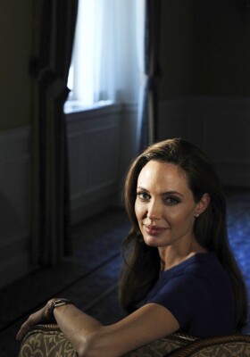 PHOTO 10 X15 CM 4X6 INCH ANGELIAN JOLIE (292) | eBay