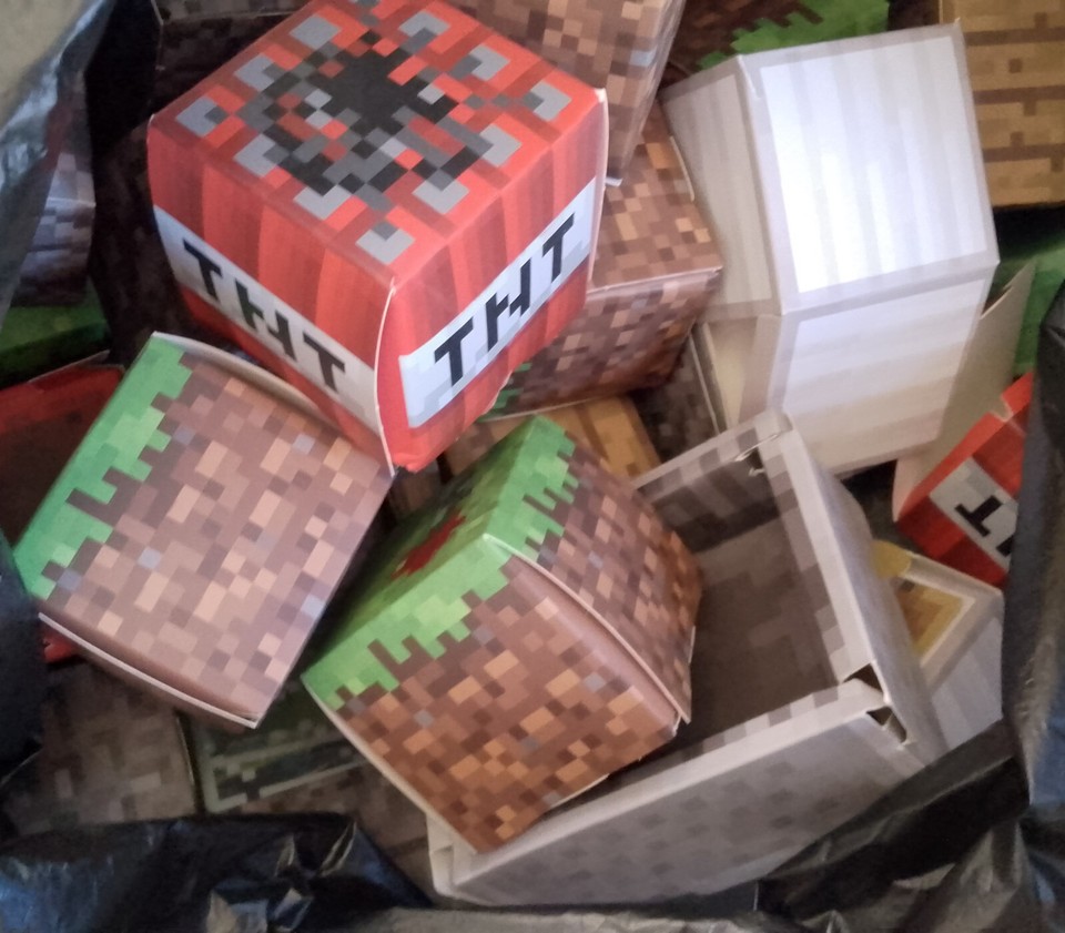 PAPER MINECRAFT Hostile Mobs Papercraft - opened / assembled (huge box ...