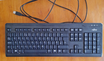 FUJITSU SIEMENS SLIM (S26381-H511-A451) QWERTY USB WIRED KEYBOARD used ...