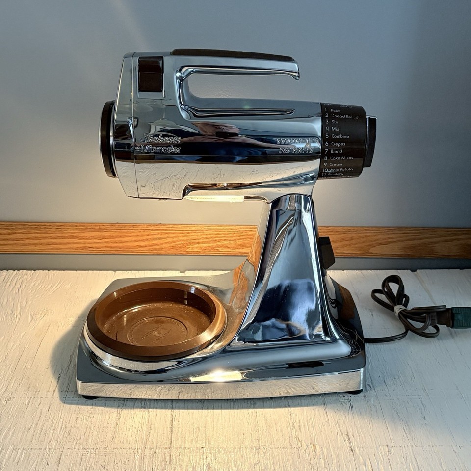 Sunbeam Power Plus Mixmaster vintage chrome & brown 16 speed Stand ...