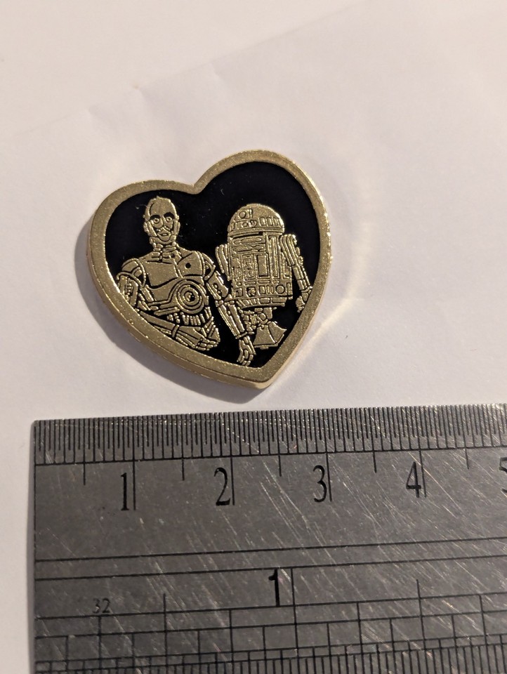 Star Wars Heart Pin Badge C-3PO & R2-D2 | eBay UK