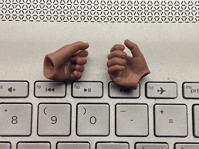 1/6 Scale WorldBox HAIRY Male Body Parts Hand KUNG FU Hand GRIP Toy F ...