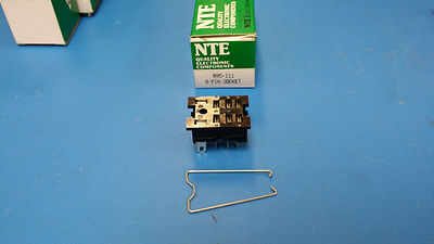 (1 PC) R95-111 NTE Conn Relay Socket SKT 8 POS Solder Lug ST Panel ...