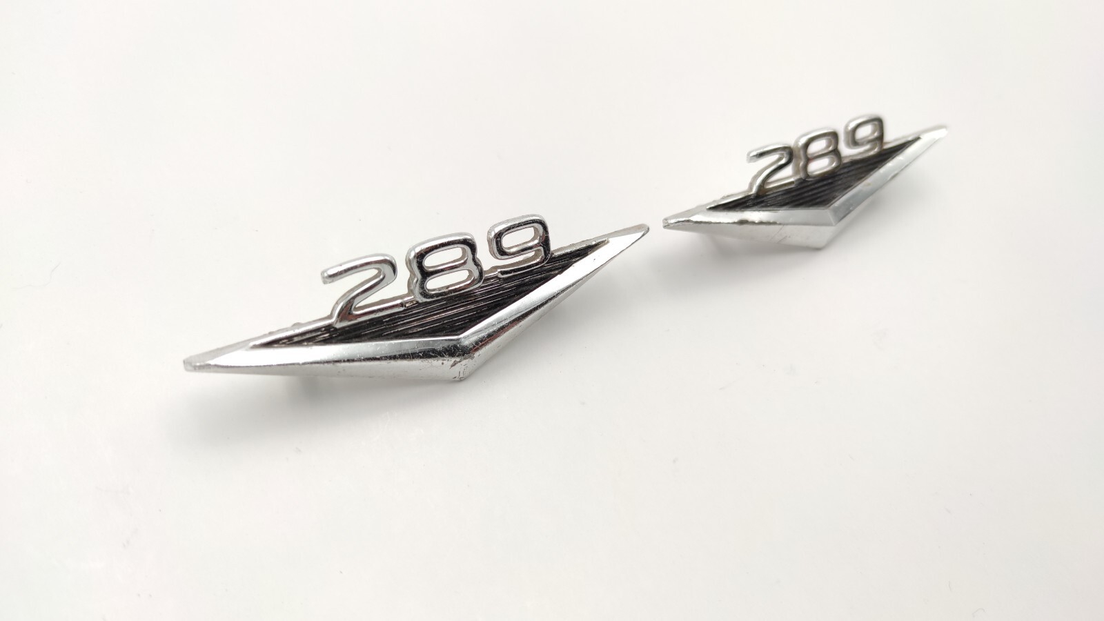 EMBLEMS 289 FORD CLASSIC PARTS GENUINES CAR PAIR | eBay