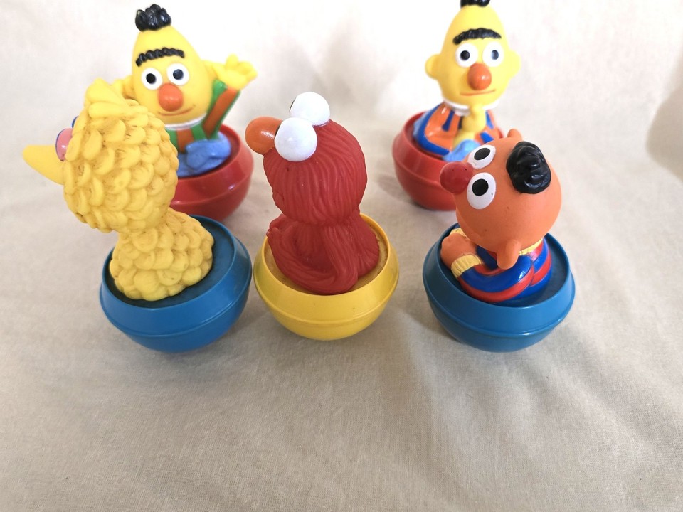 Sesame Street Roly Poly Wobble Toy Big Bird Ernie Bert Elmo | eBay