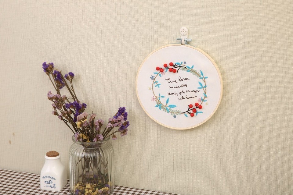Handmade Needlework Set DIY Embroidery Cross Stitch Craft Kit for Lady ...