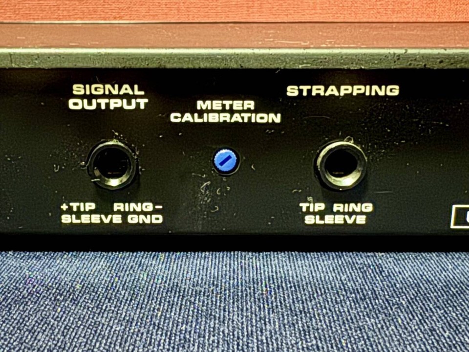 dbx 160X Professional Compressor Limiter Signal Processor Operation ...