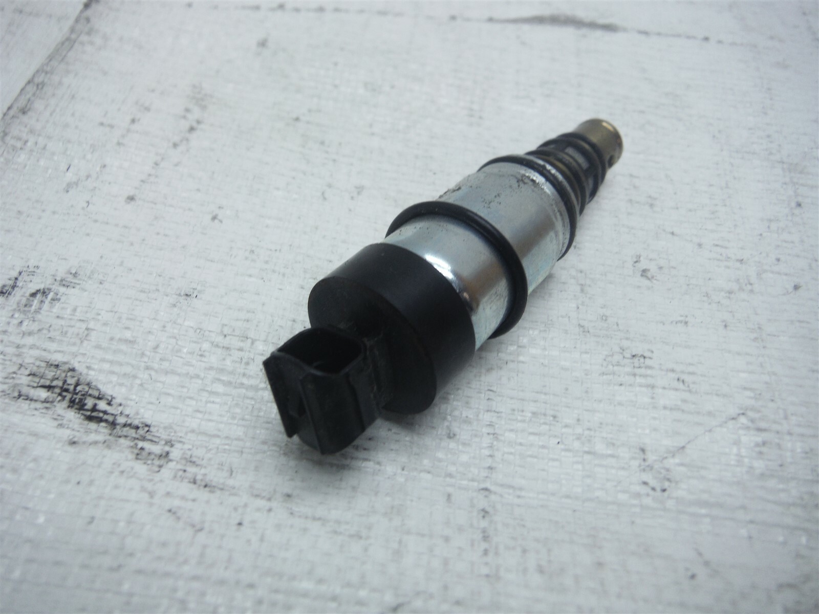 2018-2019 HYUNDAI KONA TUCSON VELOSTER VALVE CONTROL ASSEMBLY OEM 97674 ...