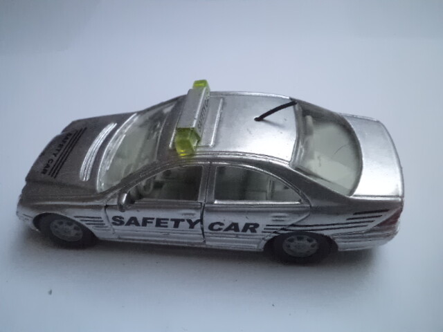 Modellauto Siku 1375 Mercedes Benz C320 Safety Car Silber metallic | eBay