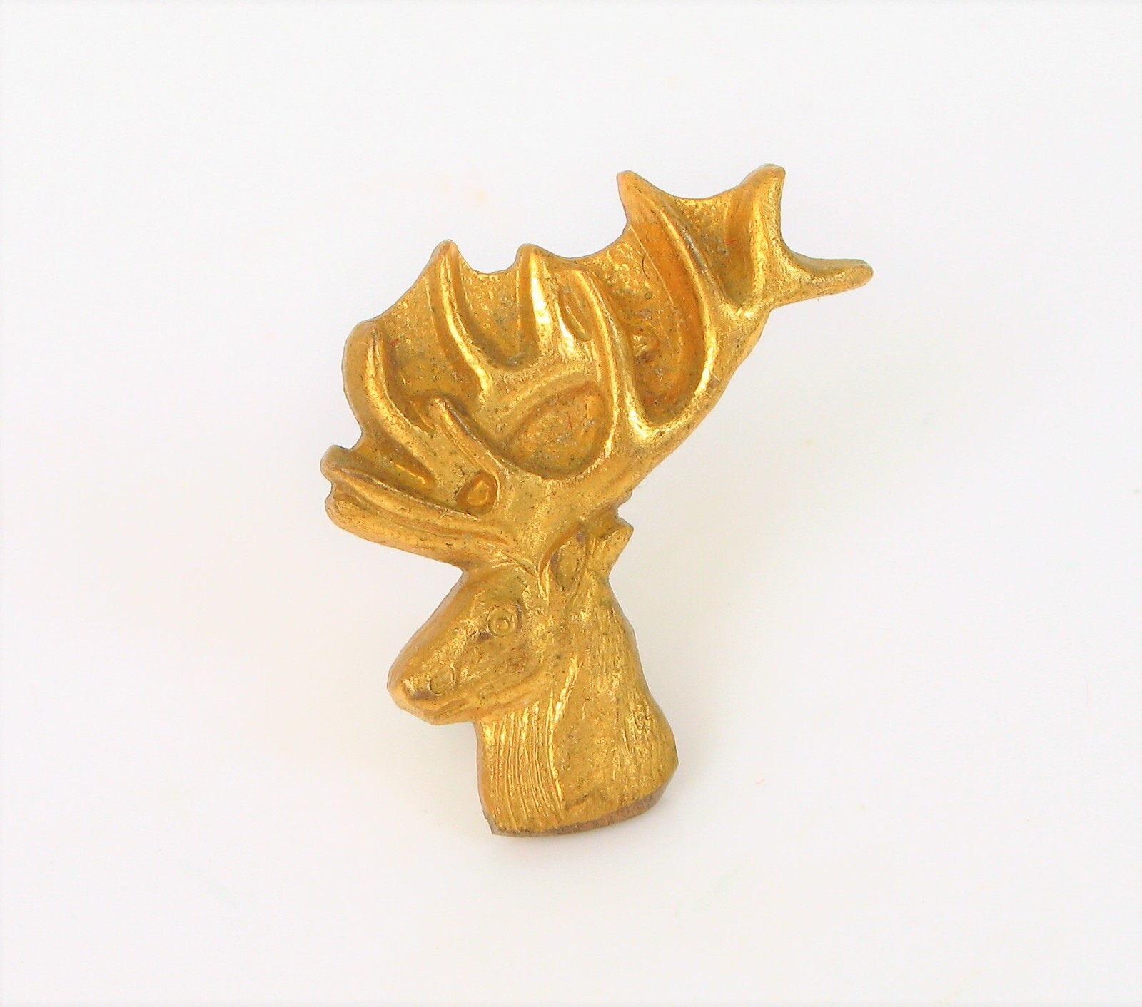 VINTAGE BEAUTIFUL GOLD TONE HUNTING DEER BUCK SPORTSMAN CLUB LAPEL PIN ...