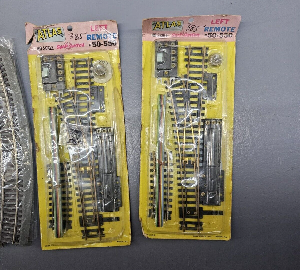 Atlas Model Railroad Train Box - HO Trains set 2378 Tracks Only As Seen ...