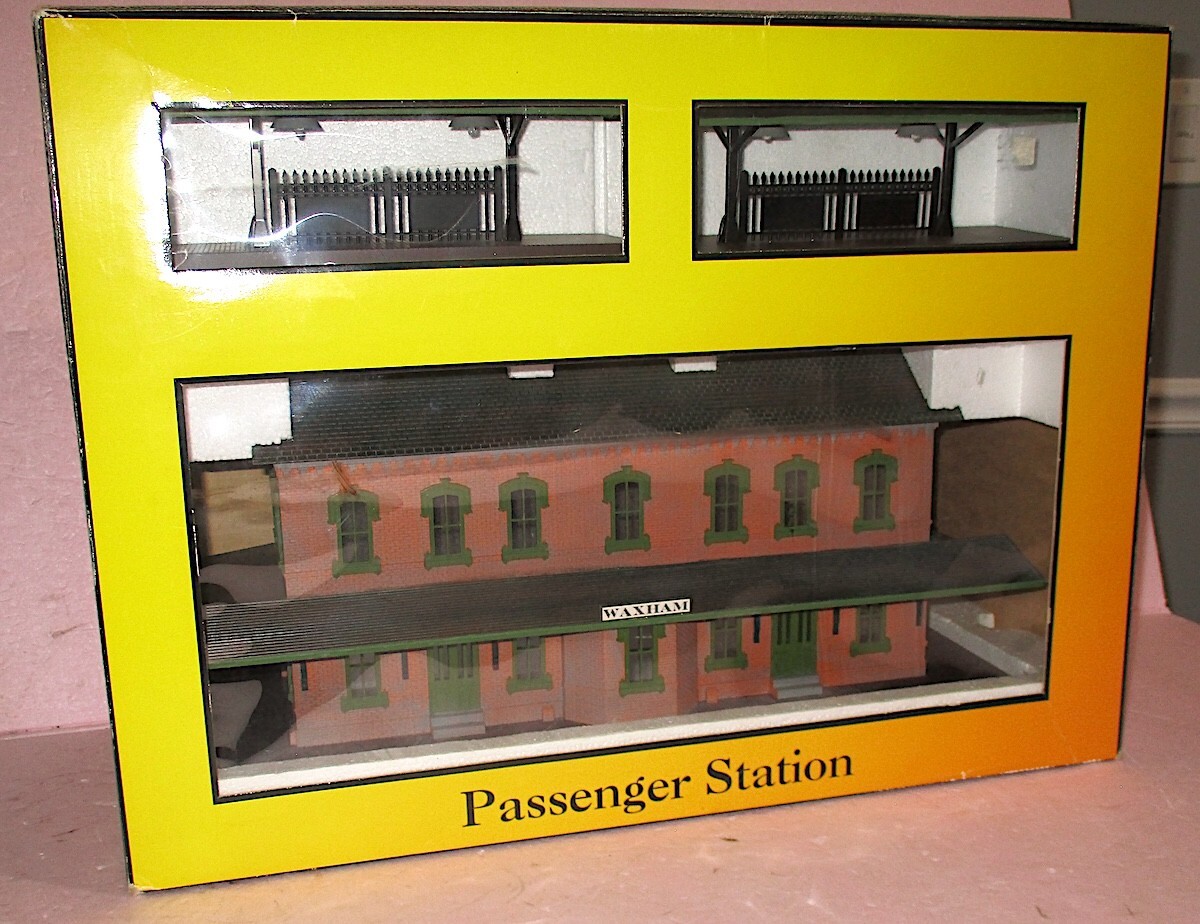 MTH Passenger Station With 2 Platforms 30-9005 for sale online | eBay