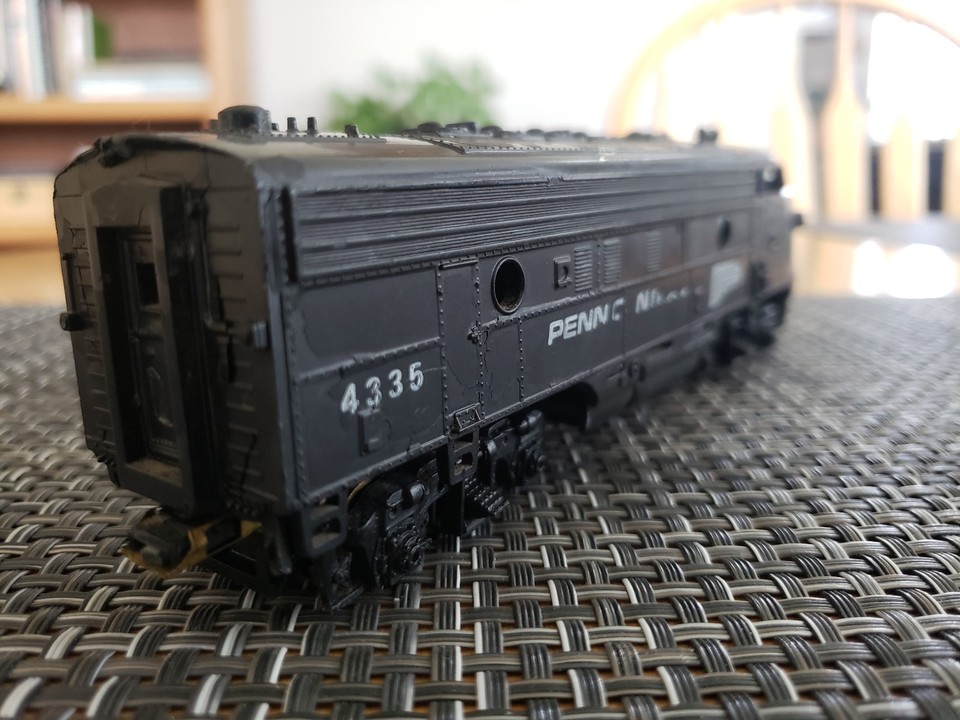 Vintage HO scale Penn Line F unit #4335 Diesel Locomotive | eBay