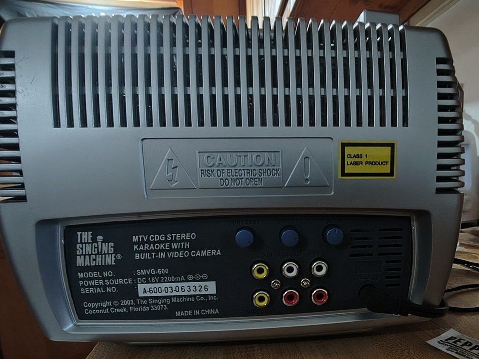 MTV The Singing Machine Karaoke Vision System + CD. WORKING BEAUTIFUL ...