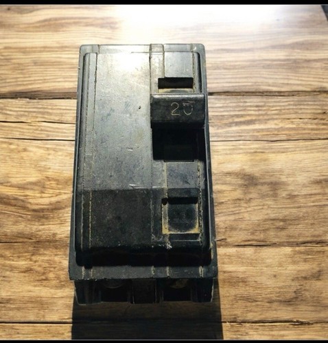 SQUARE D 20Amp 2 Pole Tandem Circuit Breaker Type QO CTL Trip Indicator ...