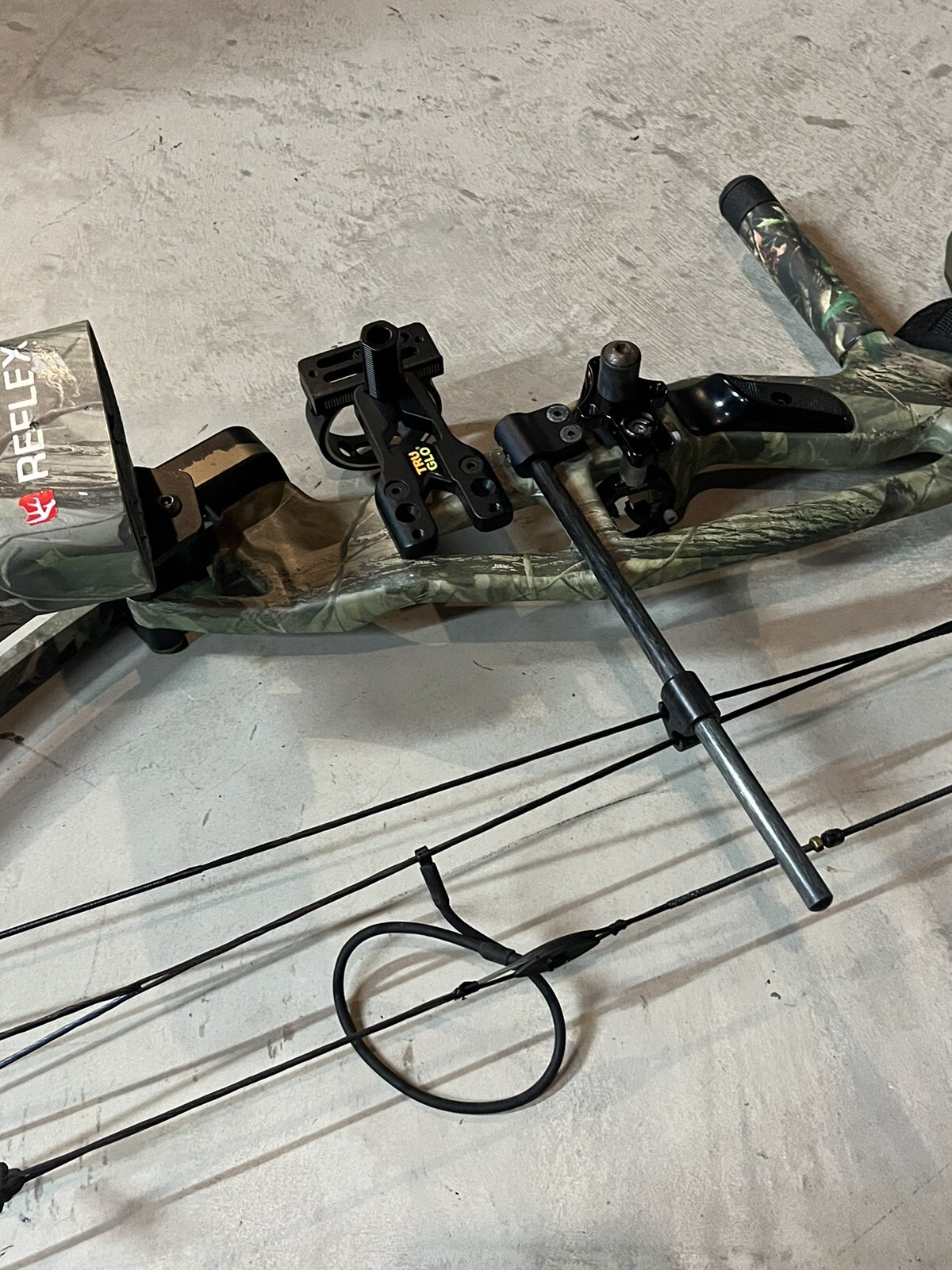 Grizzly REFLEX Compound Bow 50# RH | eBay