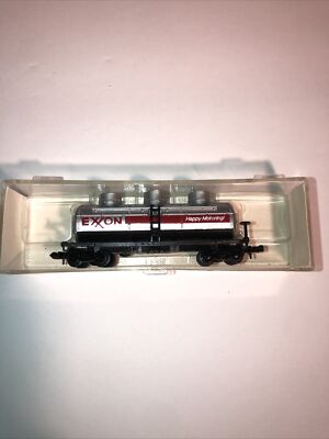 N SCALE MODEL POWER EXXON HAPPY MOTORING 3 DOME TANK CAR #3411 (150) | eBay