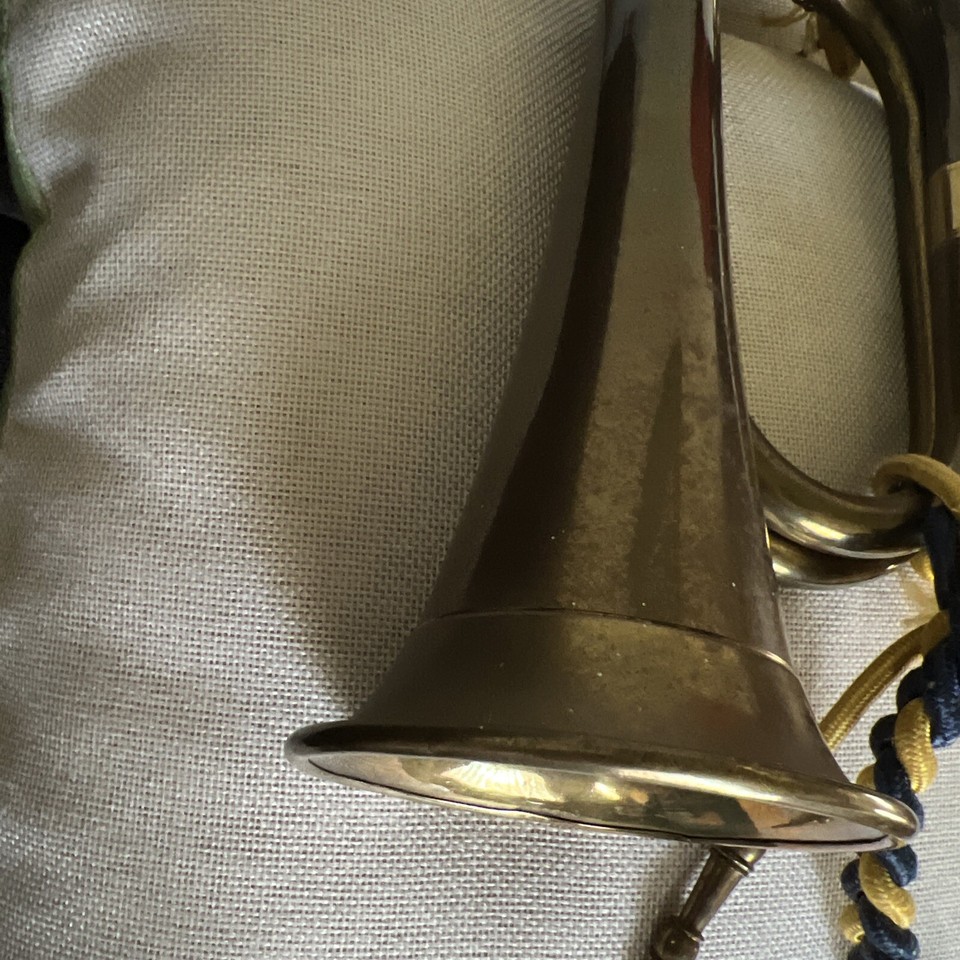 Antique Vintage Bugle With Mouthpiece Attached | eBay