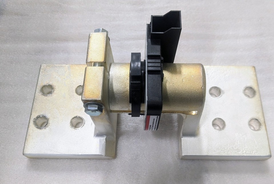 LV848182SP External current sensor, MasterPact MTZ3, earth fault ...