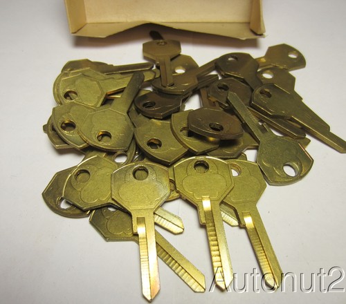 Ford Motor keys box of 36 uncut blanks 1937 1938 1939 1940 1941 1942 ...