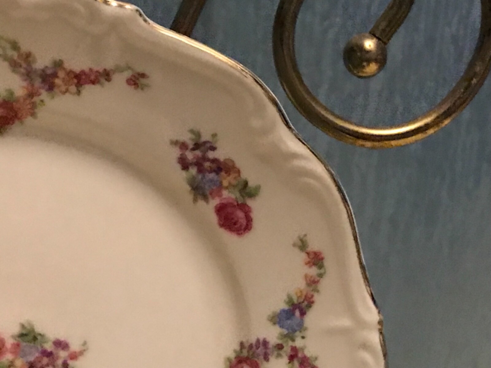 Veg Edelstein Maria-Theresia Victoria Bavaria 6 1/8”Bread Plate Floral ...