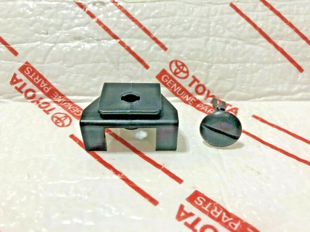 Lexus 5387958010 Genuine OEM Factory Original Bumper Cover Retainer for ...