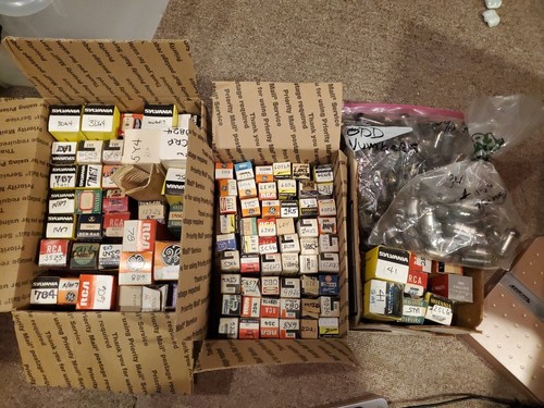 Huge Lot Of Hundreds Of Vacuum Tubes Mini, Glass, 1v 5v 6v 7v 14v Many ...