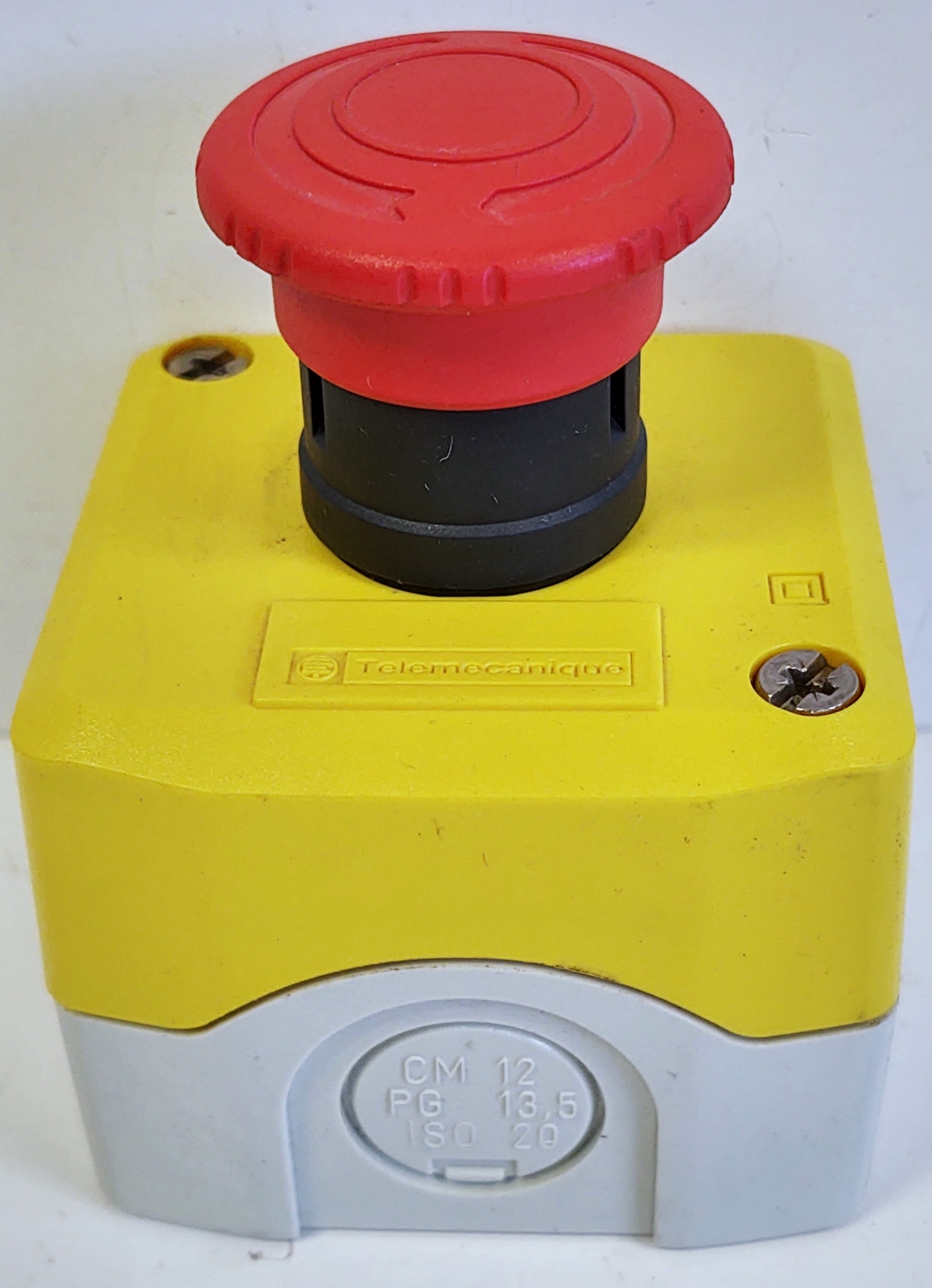 Square D XAL-D/K....H7 Twist and Pull Emergency Stop Button in Plastic ...