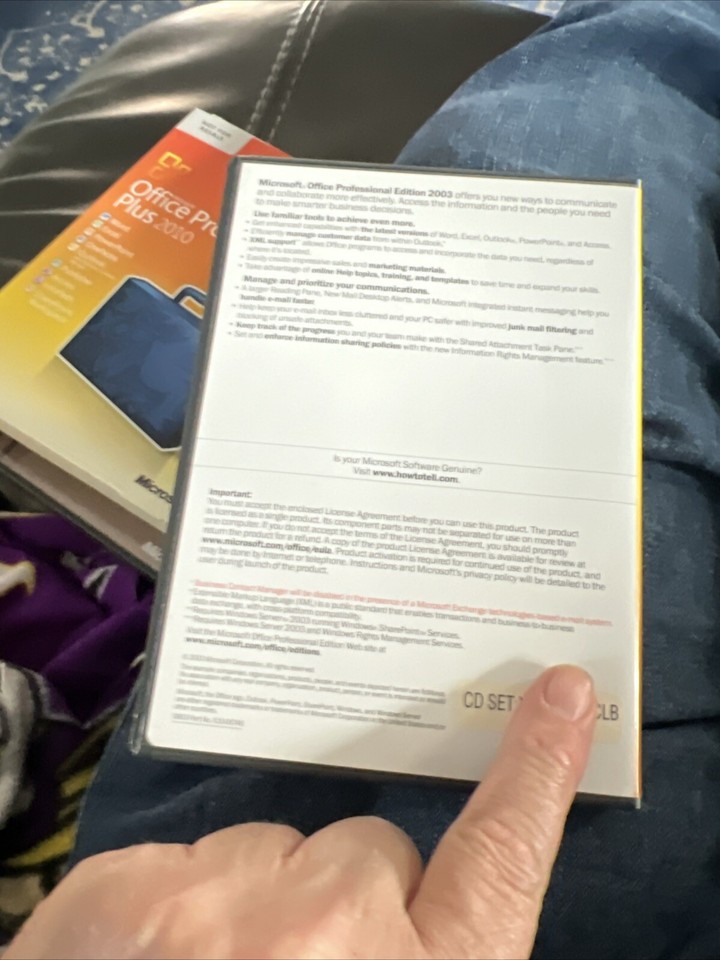 Microsoft Office Professional Edition 2003 - Academic Edition w ...