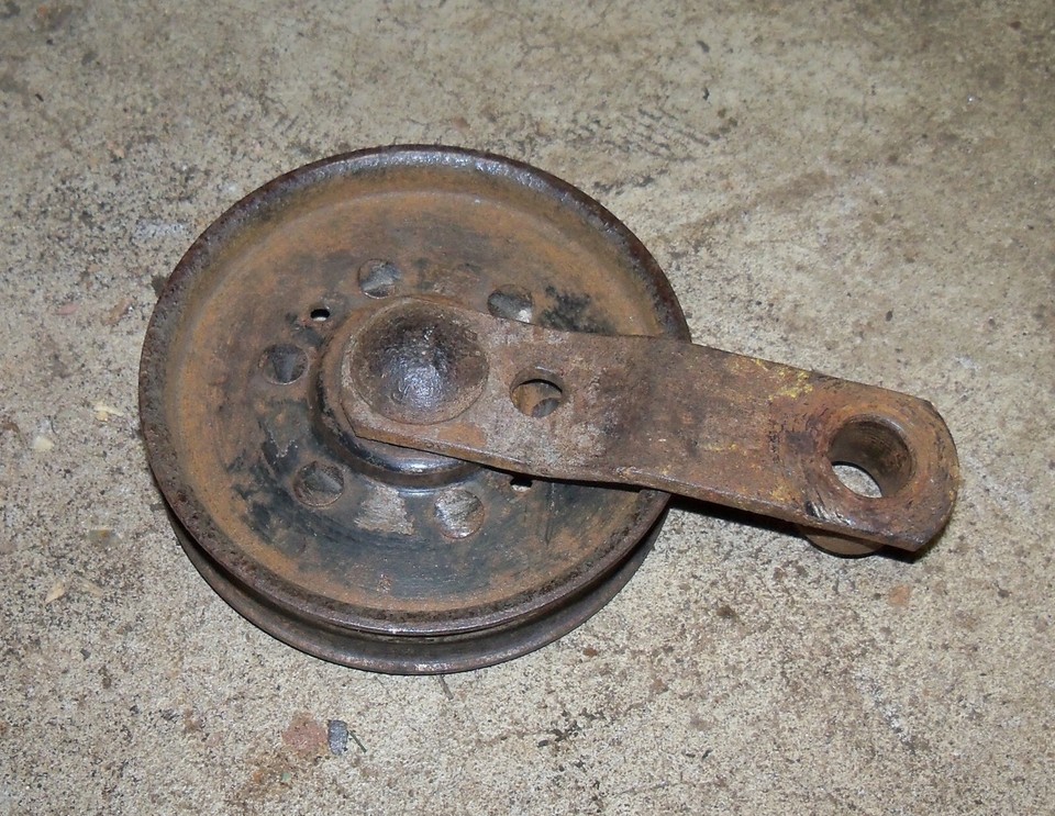 John Deere 316 318 322 330 332, 46" Deck Idler Pulley Tension Arm ...