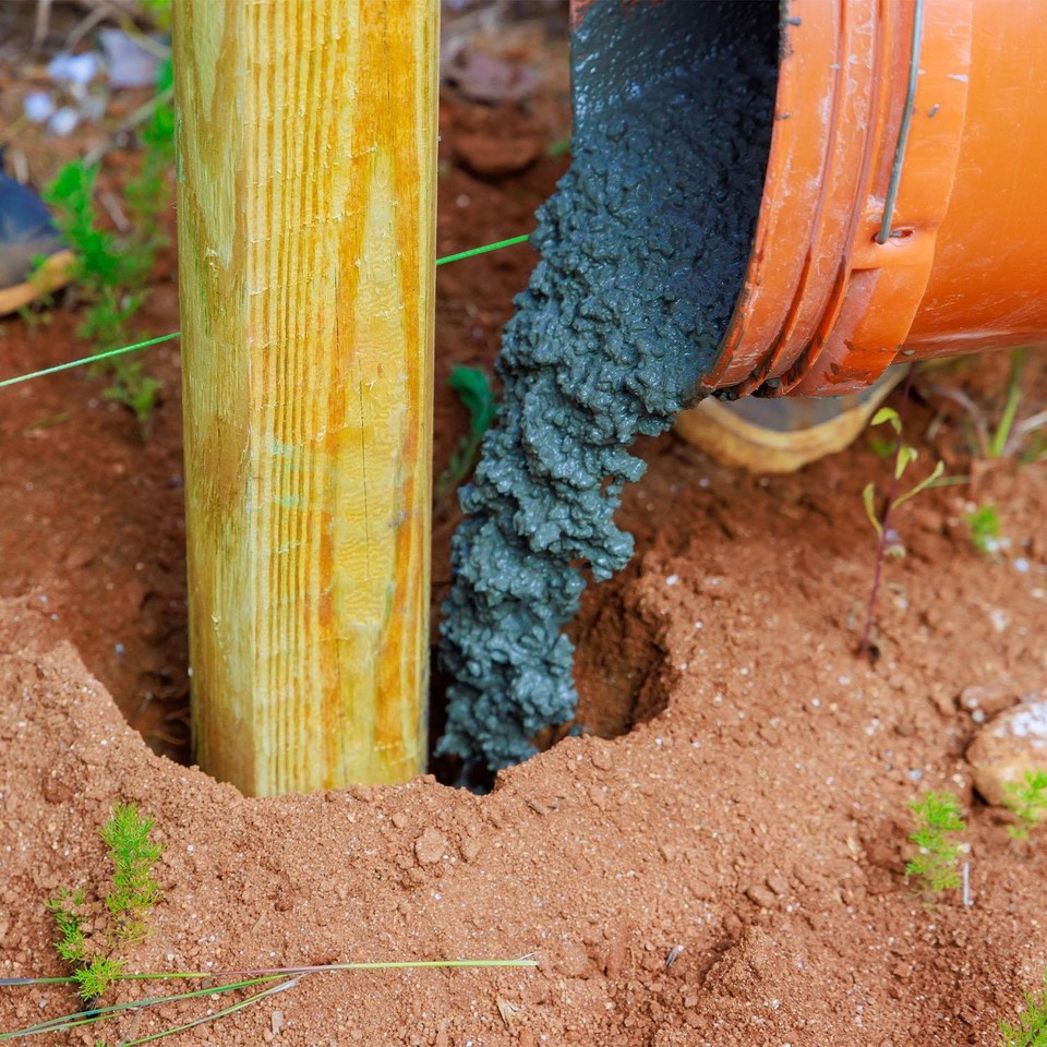 40kg Cempost Postcrete Fast Setting Concrete Fence Garden & Gate Posts ...