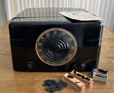 Vintage Admiral Tube Radio 5M21 N & Multi-Speed Phono Player Model ...