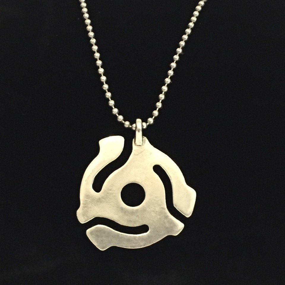 45 RPM RECORD ADAPTER PENDANT IN SILVER PEWTER METAL w 30" BALL CHAIN ...